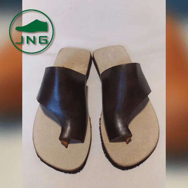 Chalas romanas de cuero | Productos de cuero artesanales en pucón